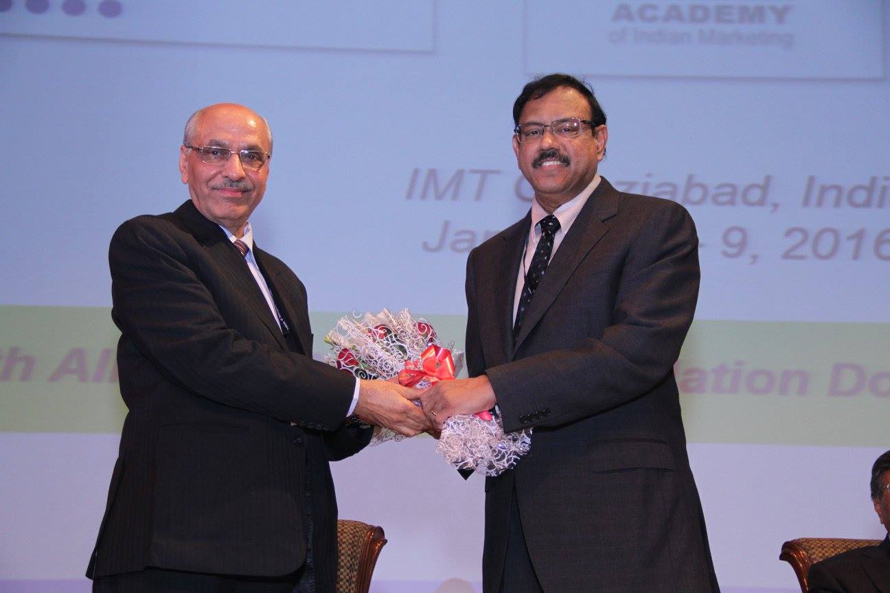 About – Dr V Kumar